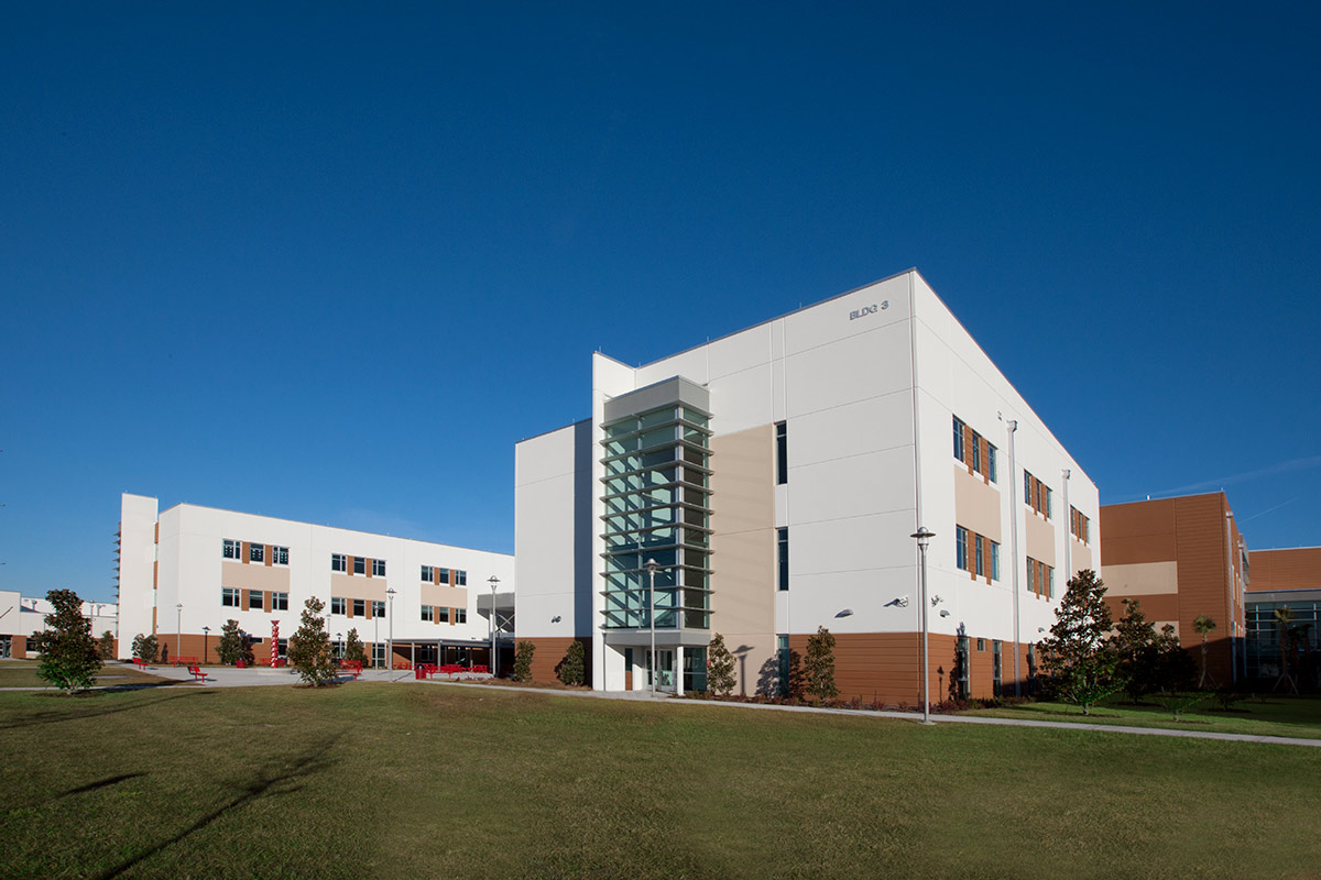 Edgewater HS Orlando, FL Photo Highlights by Miami in Focus.