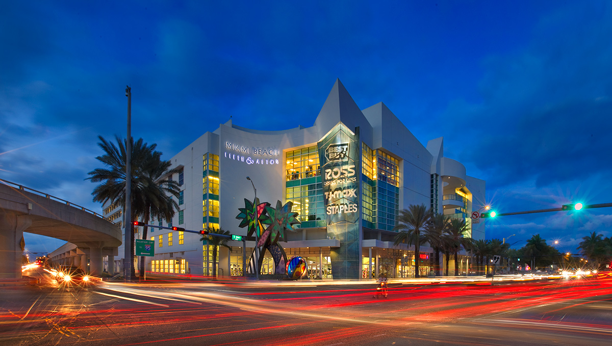 Fifth Street South Beach Photo Highlights by Miami in Focus.