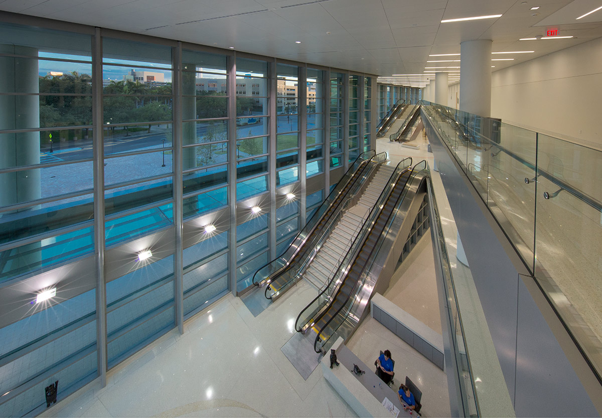 Index of /images/miami-mb/miami/landmark-buildings/mc-courthouse