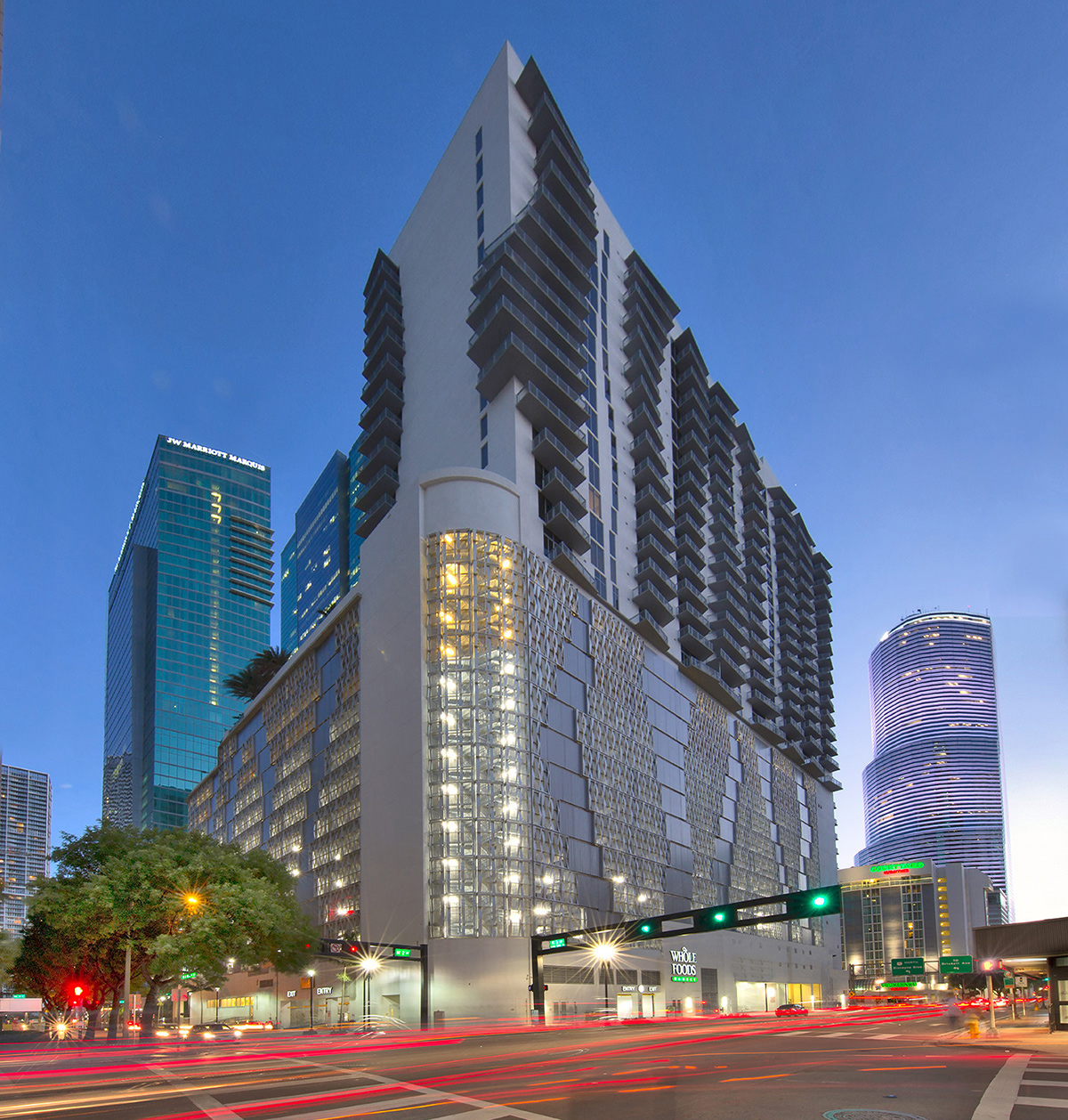 Index of /images/miami-mb/miami/landmark-buildings/monarc